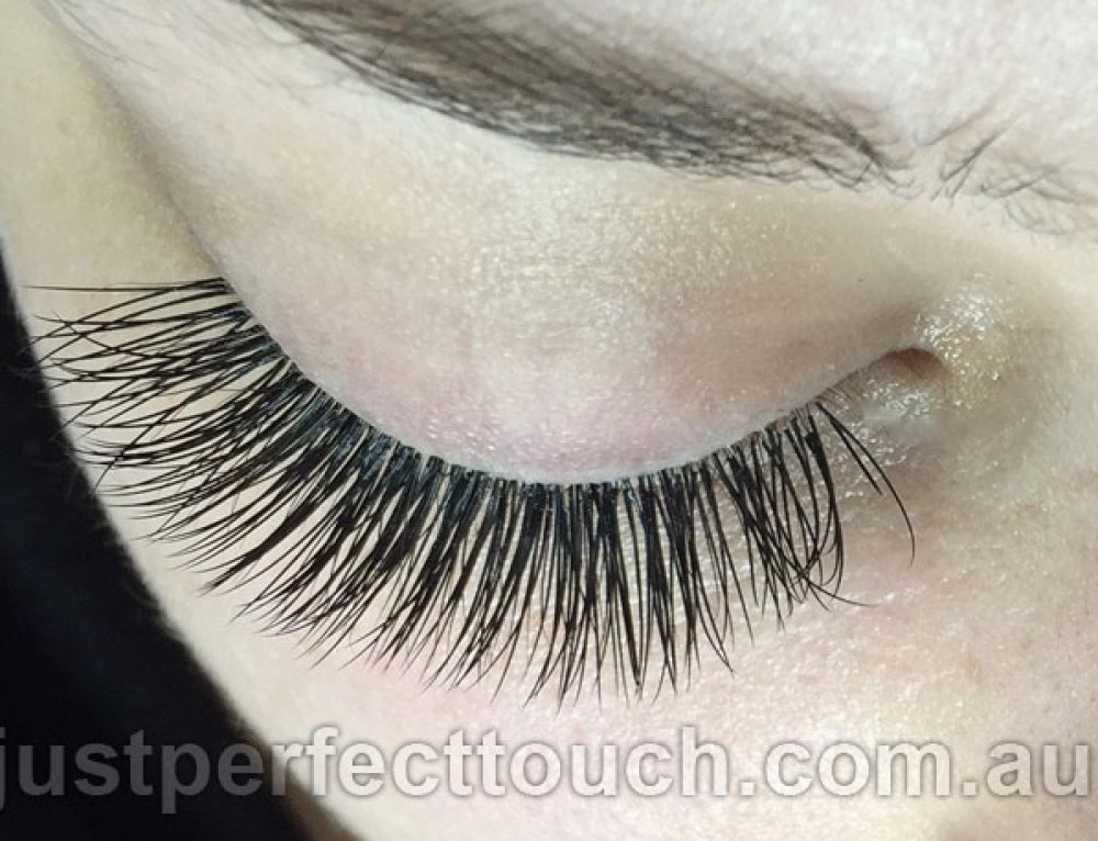 Classic Eyelash Extensions 10 Just Perfect Touch Eyelash Extensions