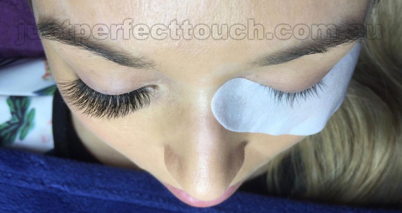 Hybrid eyelash Extensions | Just Perfect Touch